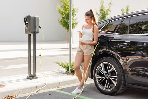 What to Bring on a Road Trip in an Electric Vehicle