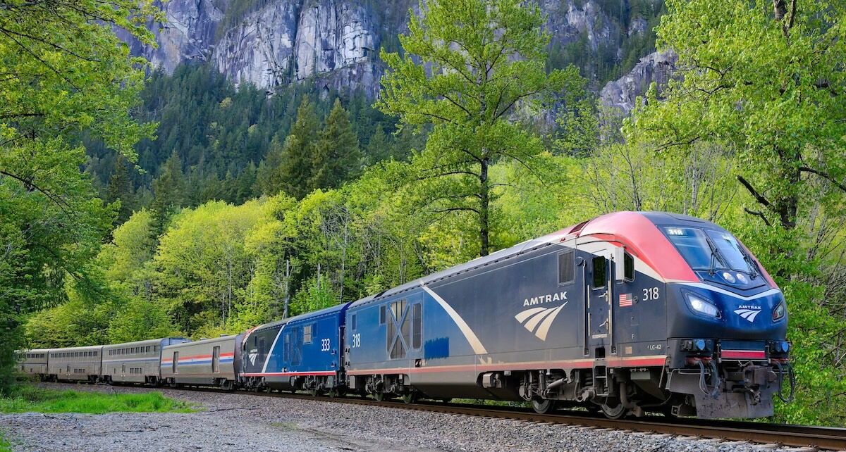 Amtrak's Fall Travel Flash Sale Offers 30% Off on US Routes