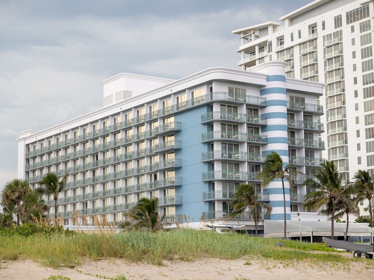 The Singer Oceanfront Resort Review: a Must for Sea Turtle Fans