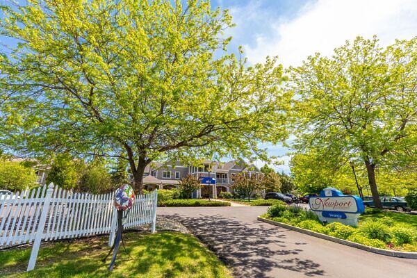 Newport Resort Review: Cozy On-Site Amenities Near Door County’s Top ...