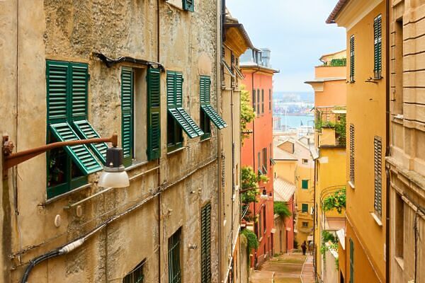 See Genoa's Highlights in 4 Hours or Less With This Walking Tour