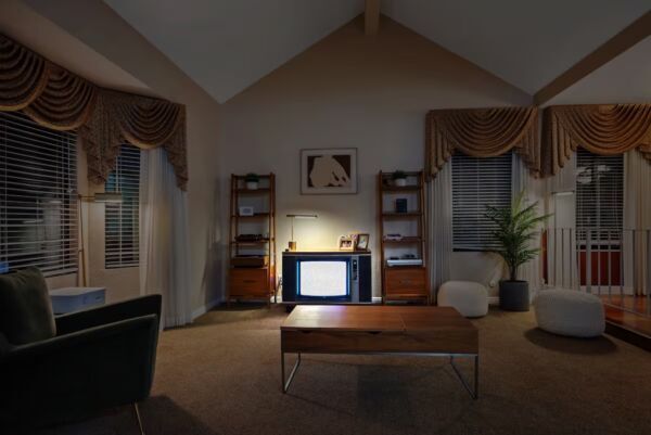 You Can Now Stay in the House From the 'Poltergeist' on Airbnb
