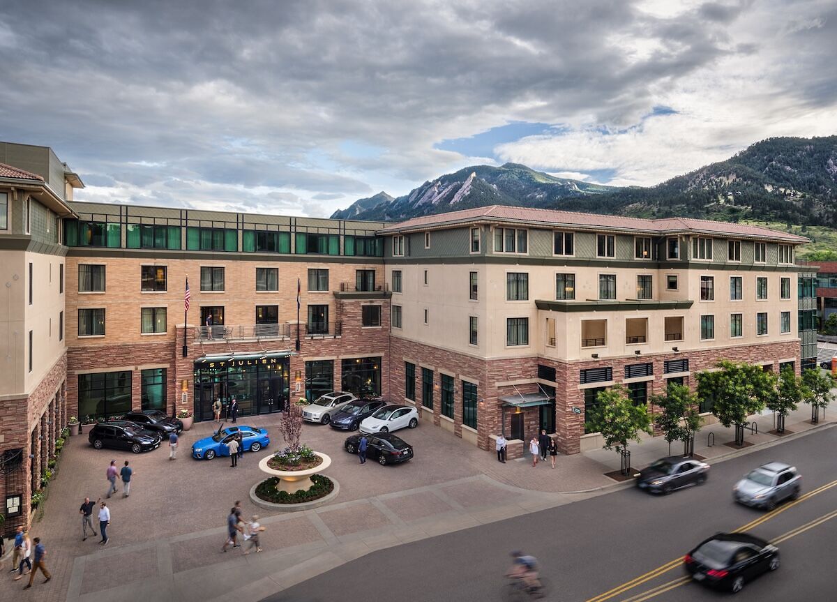 St. Julien Hotel & Spa Review: A Chic Spa Retreat Just Steps From ...