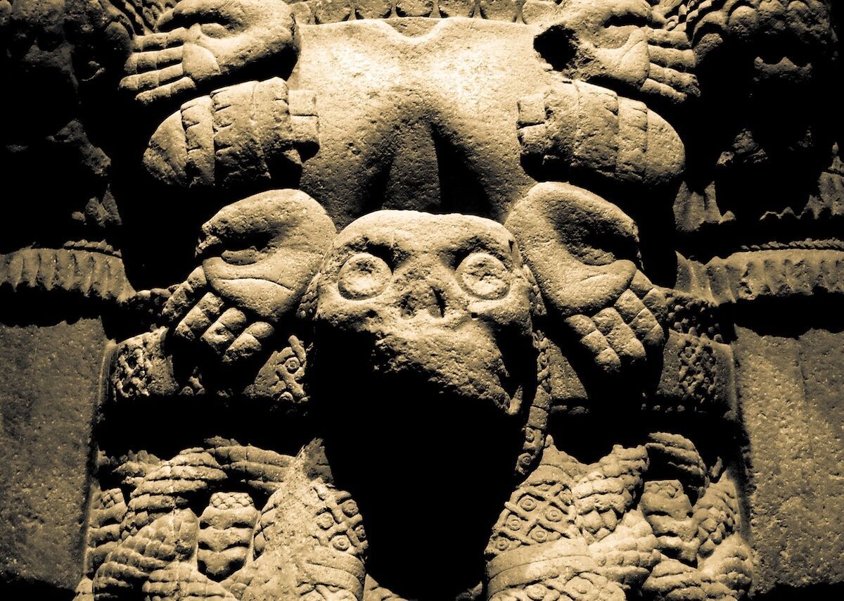 Lo que tienes que saber sobre AH PUCH "el descarnado" señor de Xibalbá